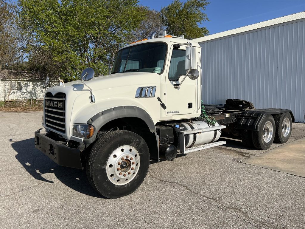 2006 MACK GRANITE CV713 C065506 - RDO Truck Centers